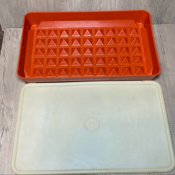 Tupperware | Kitchen | Vintage Tupperware Paprika Red Deli Meat Keeper ...